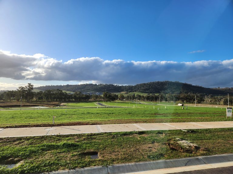 Leneva Valley Estate - Apex Land